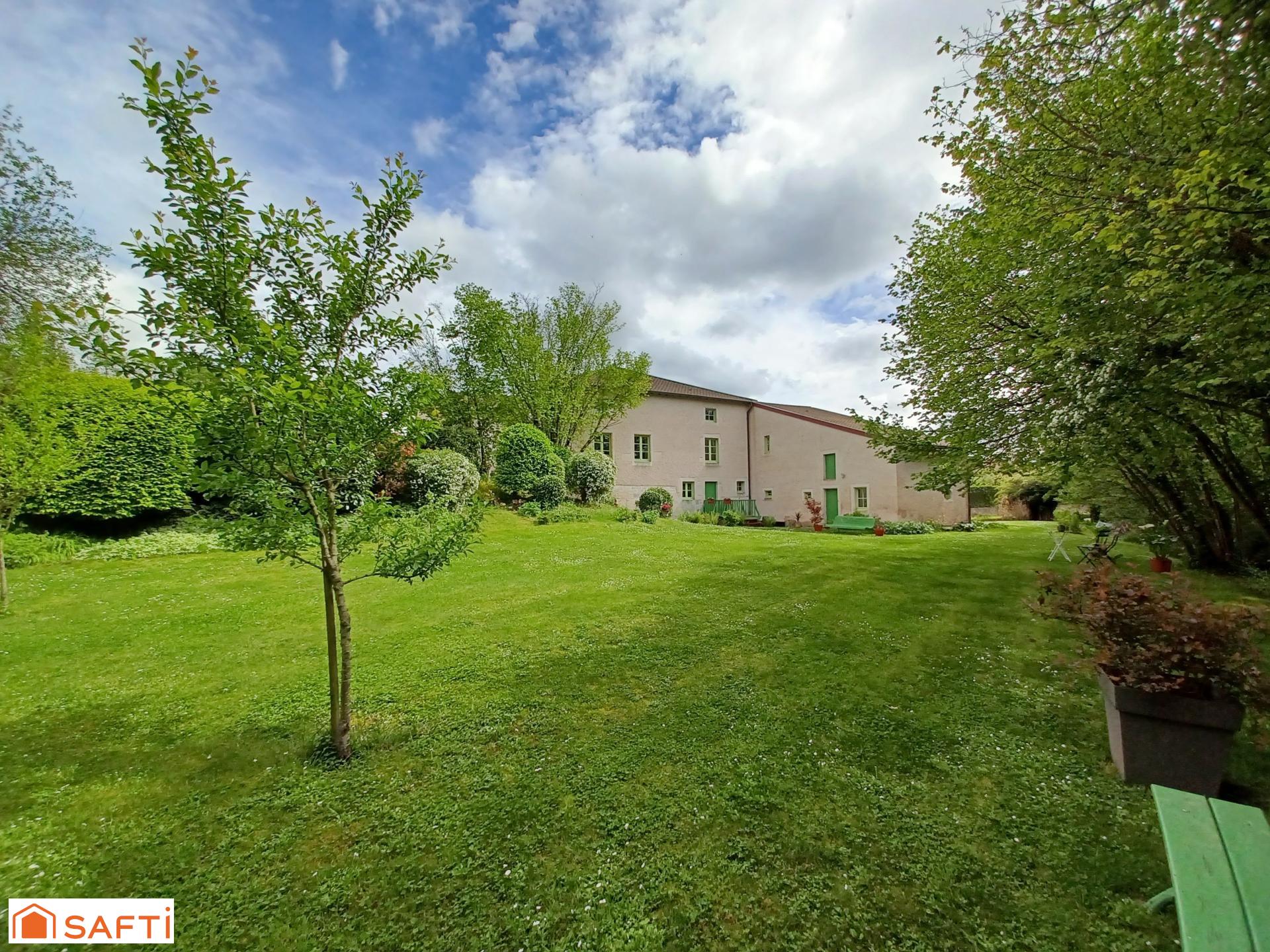 Vente de maison 10 pièces à Lacroix-Sur-Meuse 55300 : 338m², prix 460 ...